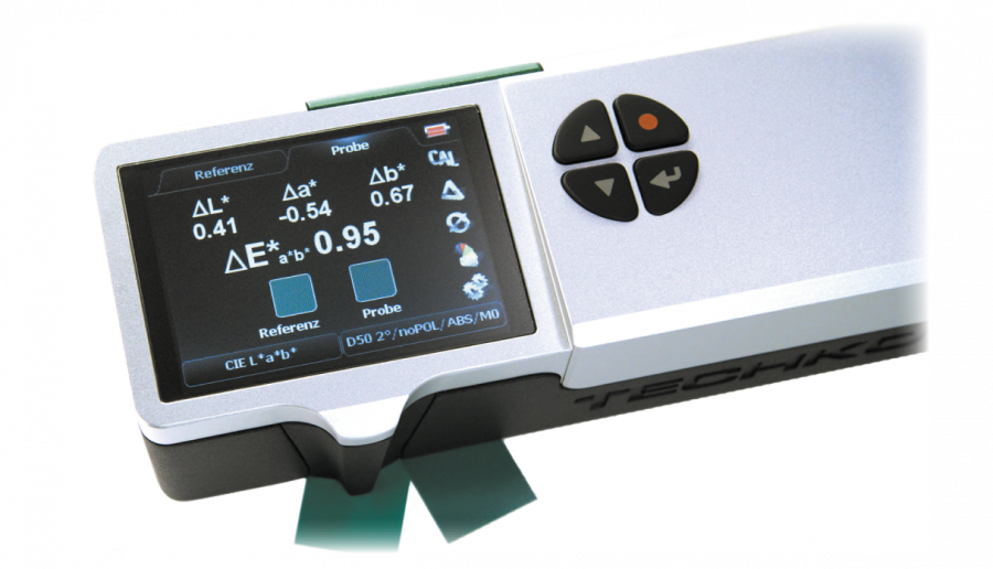 Handheld spectrophotometers for print and packaging